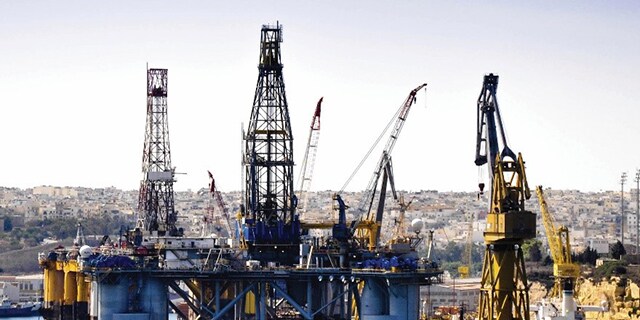 Pitting Corrosion vs Crevice Corrosion | Swagelok
